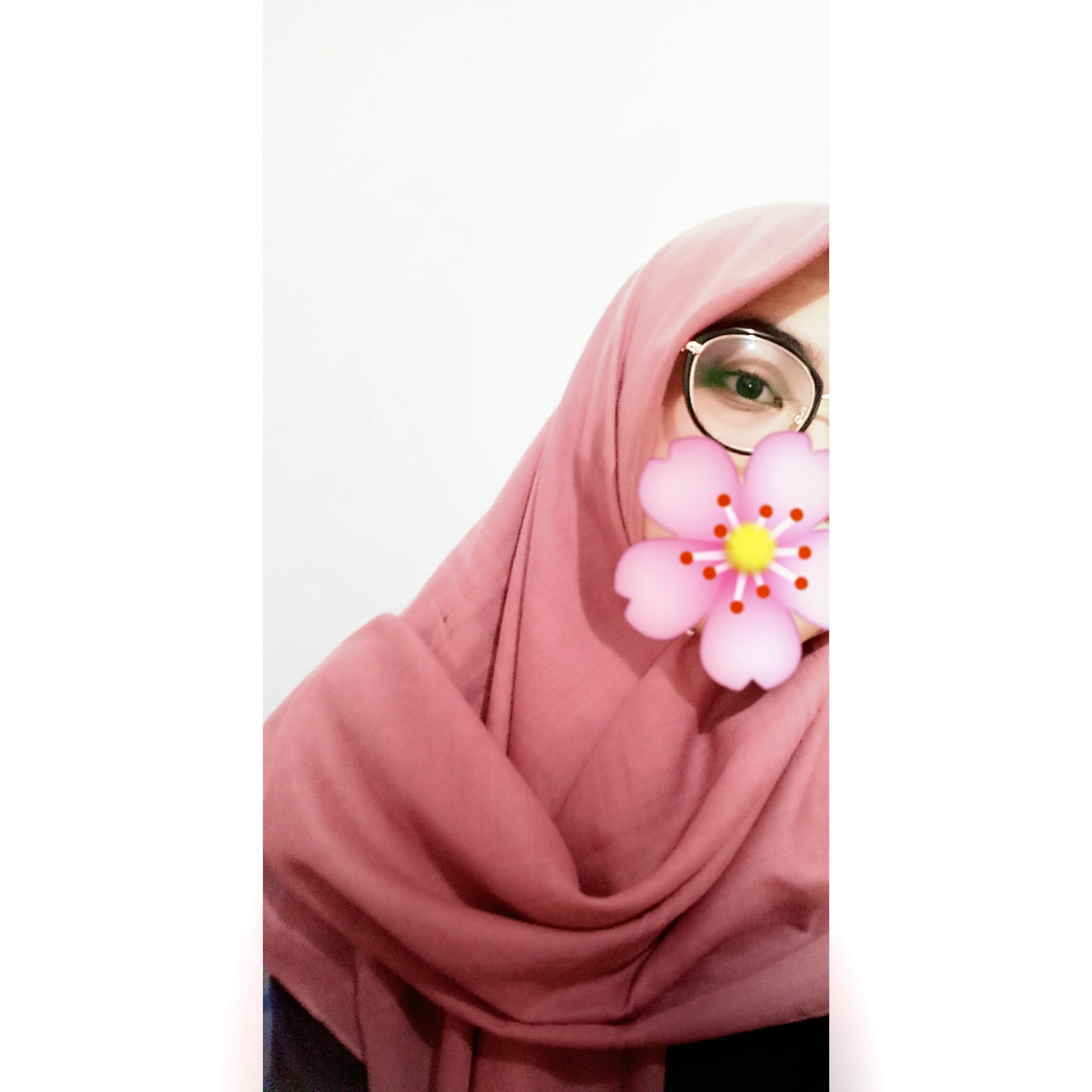 Yuniar Mega – Medium