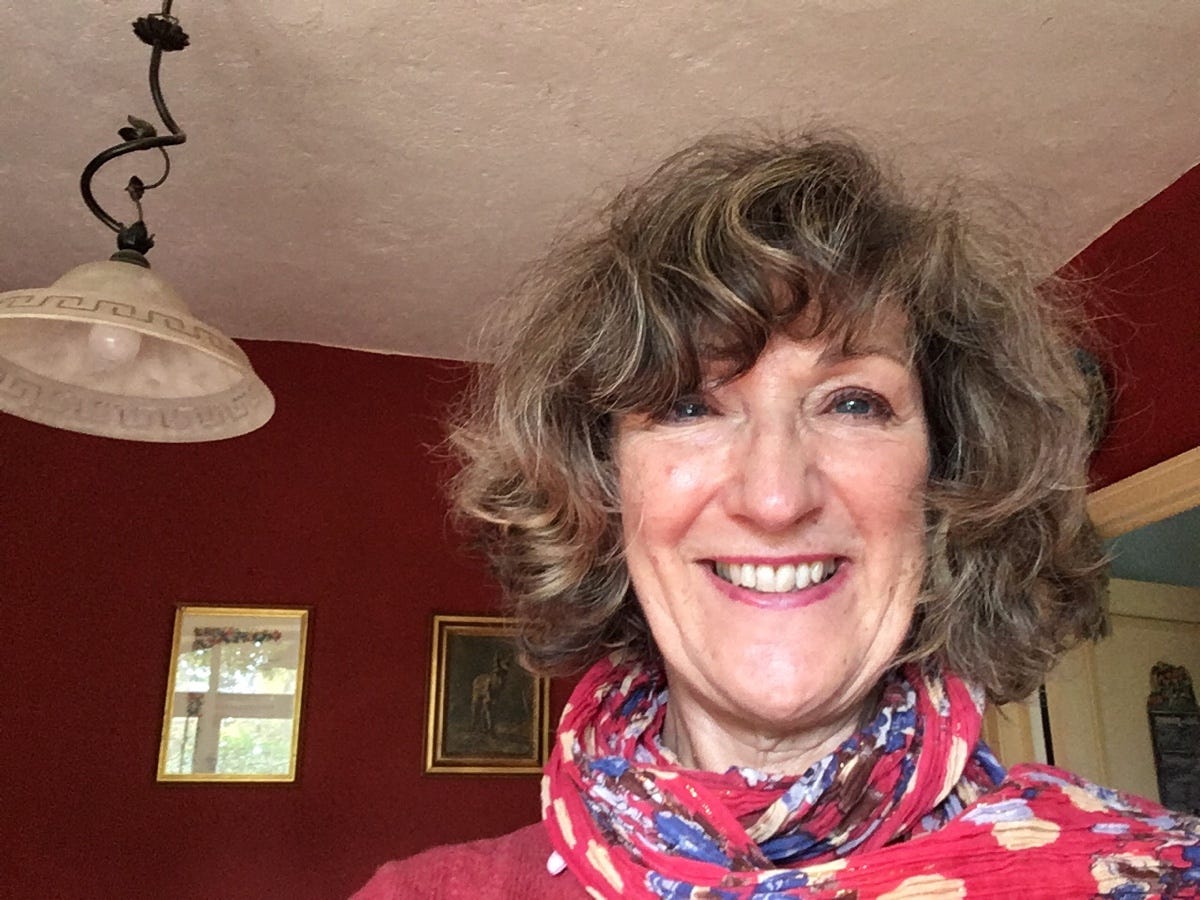 Fiona Cameron Lister – Medium
