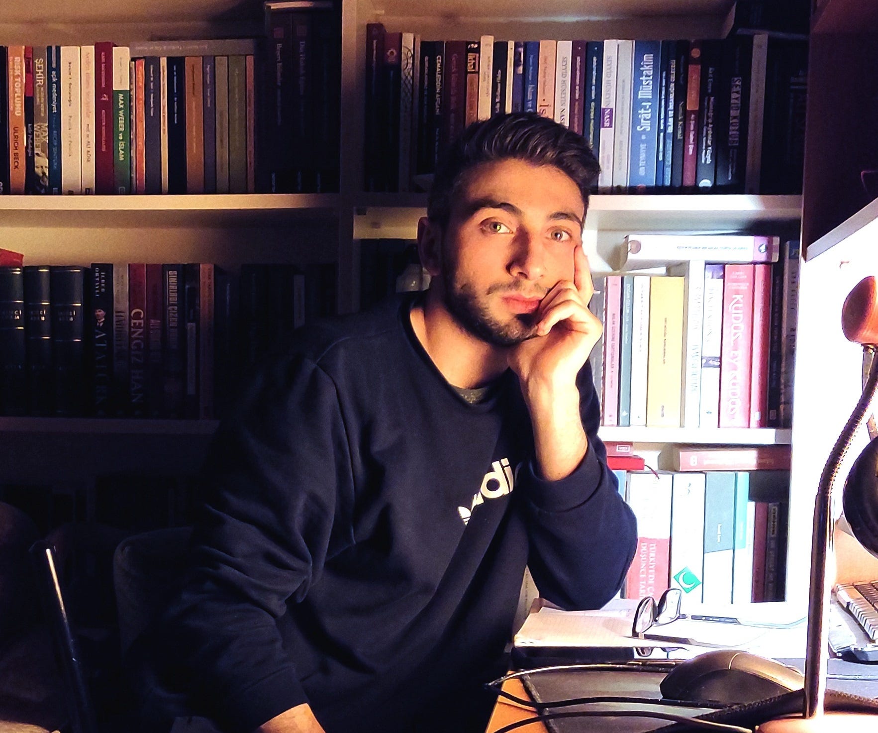 Enes Demir – Medium