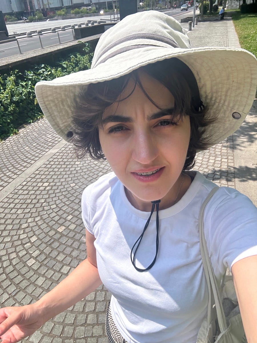 Tsitso Robakidze – Medium