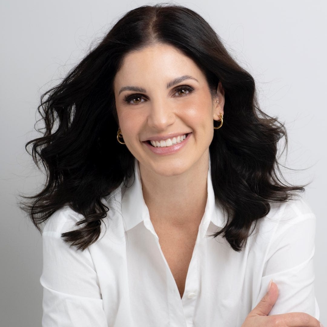 Amanda | Relationship Coach – Medium