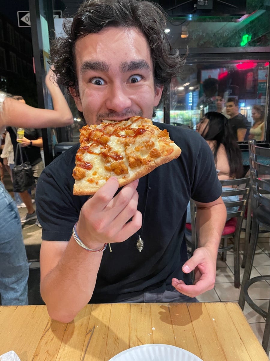 Lucas Magno – Medium