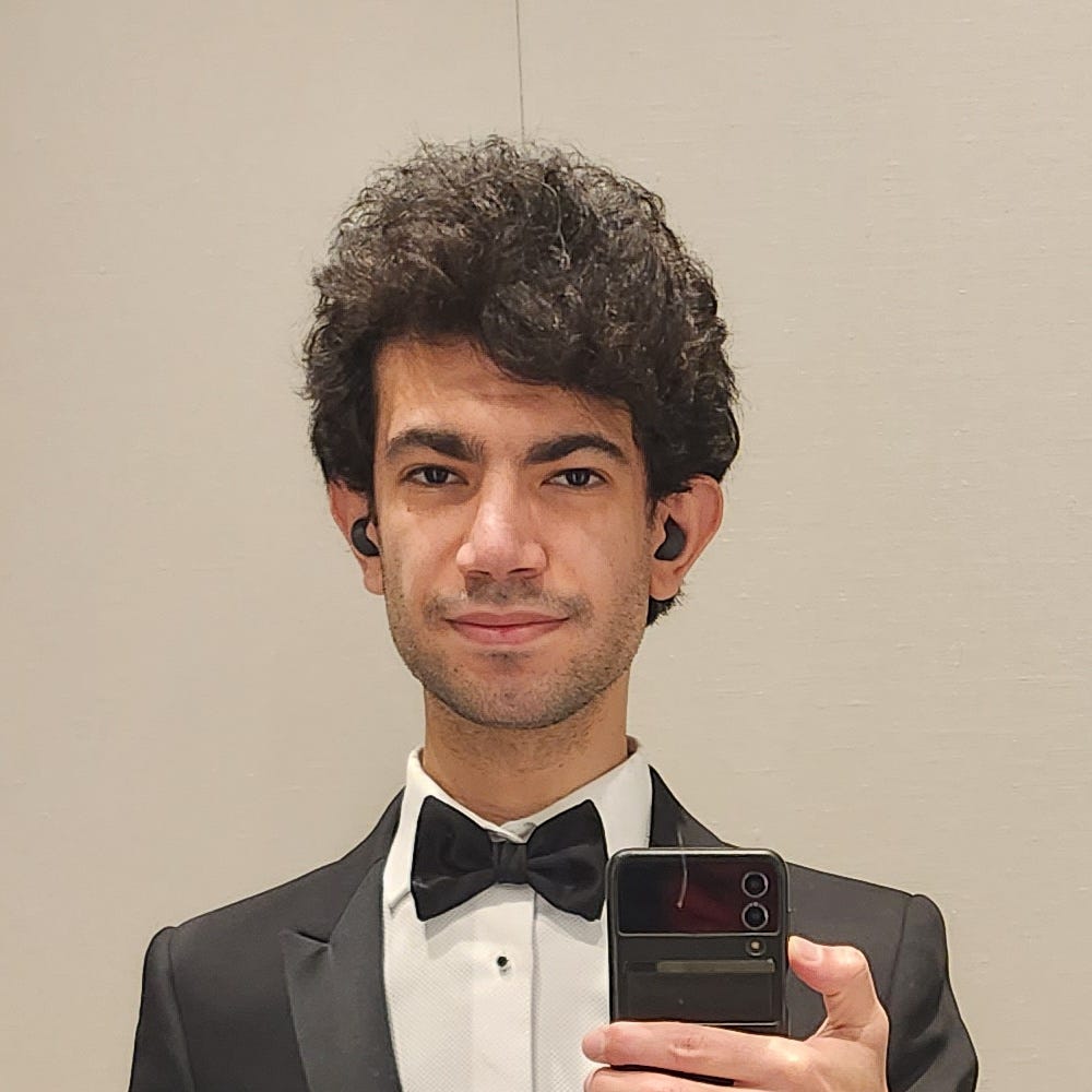 Amjad Mashaal – Medium