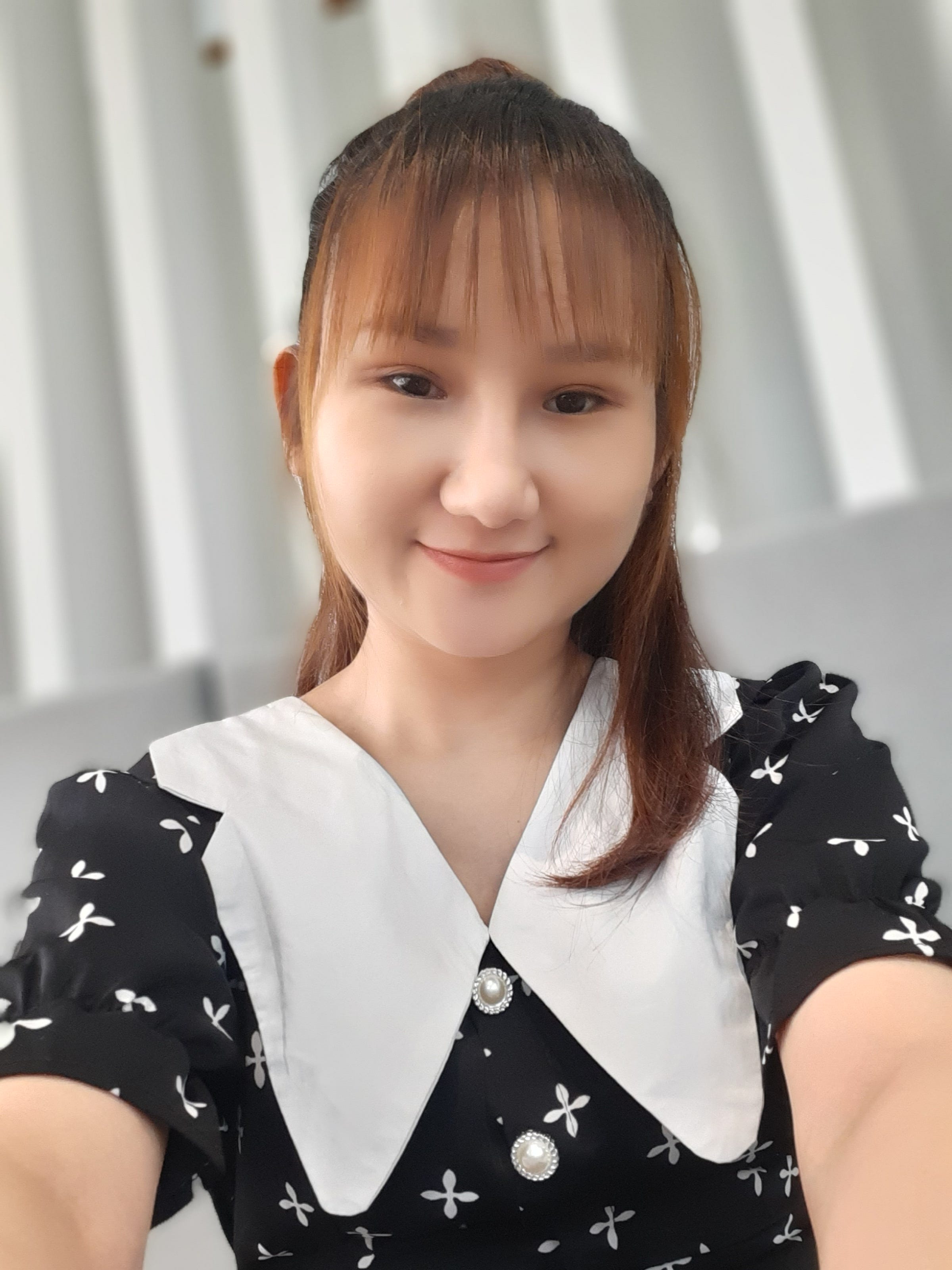 Nguyen Thanh Thi – Medium