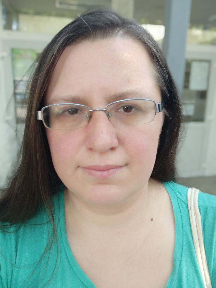 Detti Vamosi – Medium