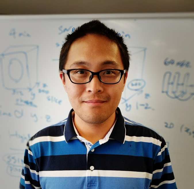 Liren Zhu – Medium
