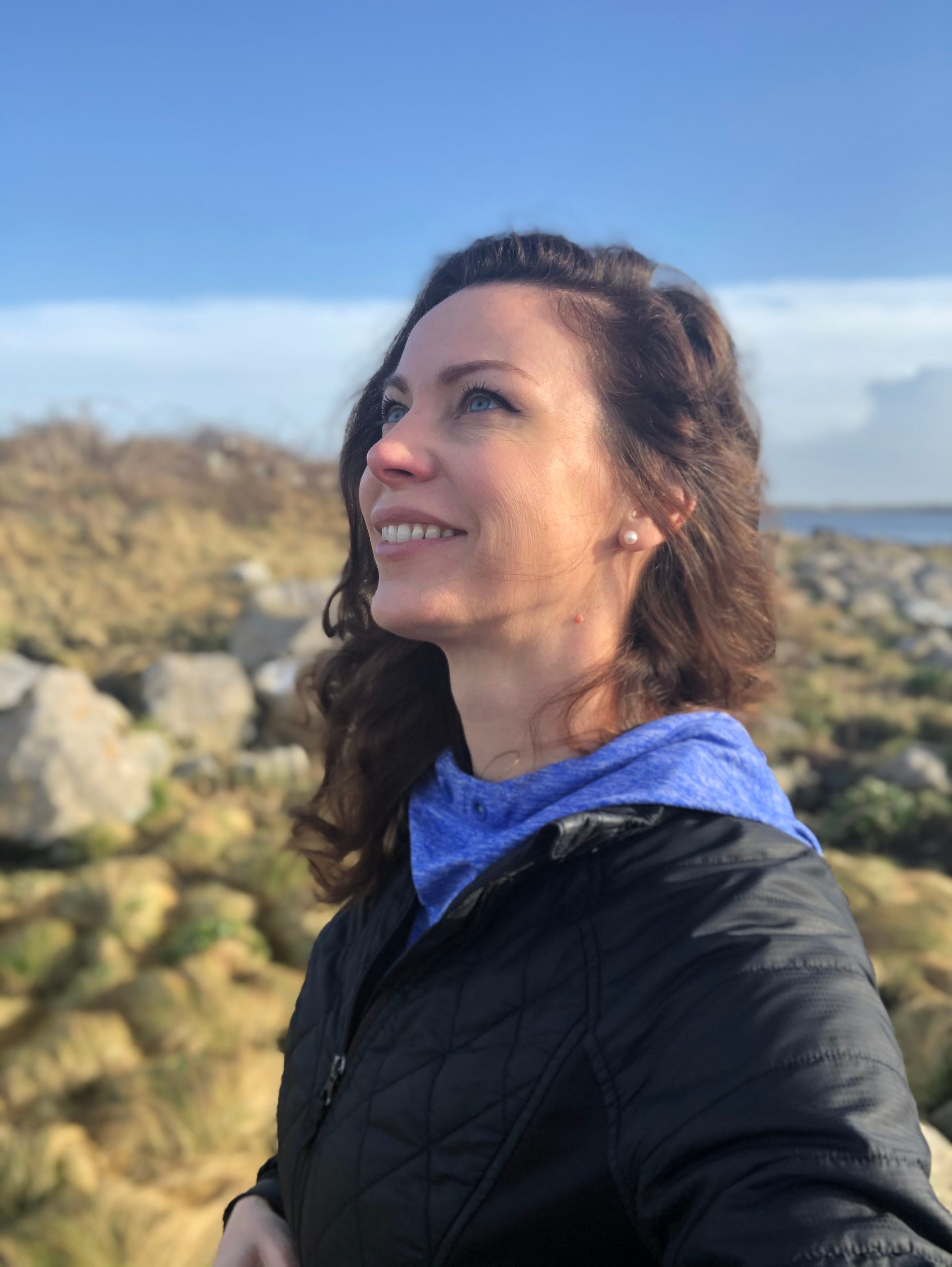 Siolo Thompson – Medium