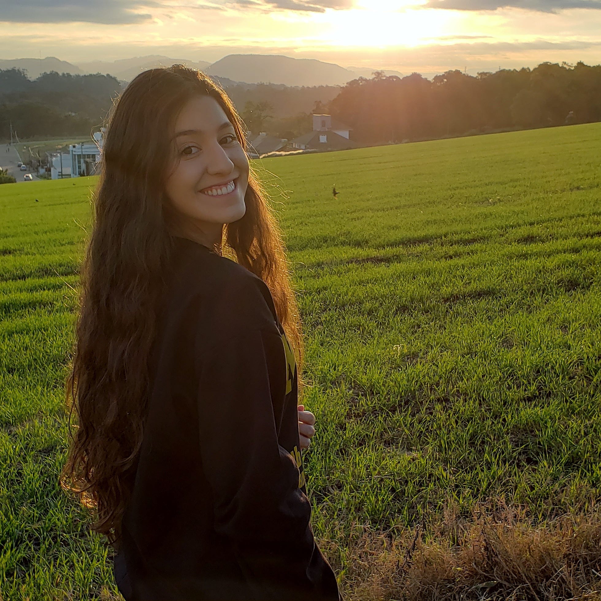 Laura de Armas – Medium