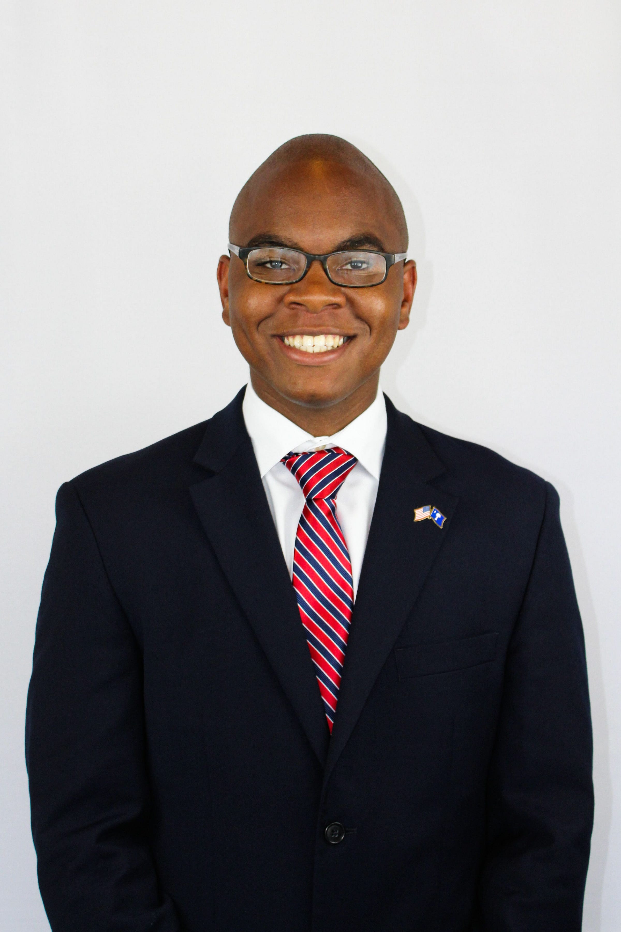Bakari Zyaire Jackson – Medium