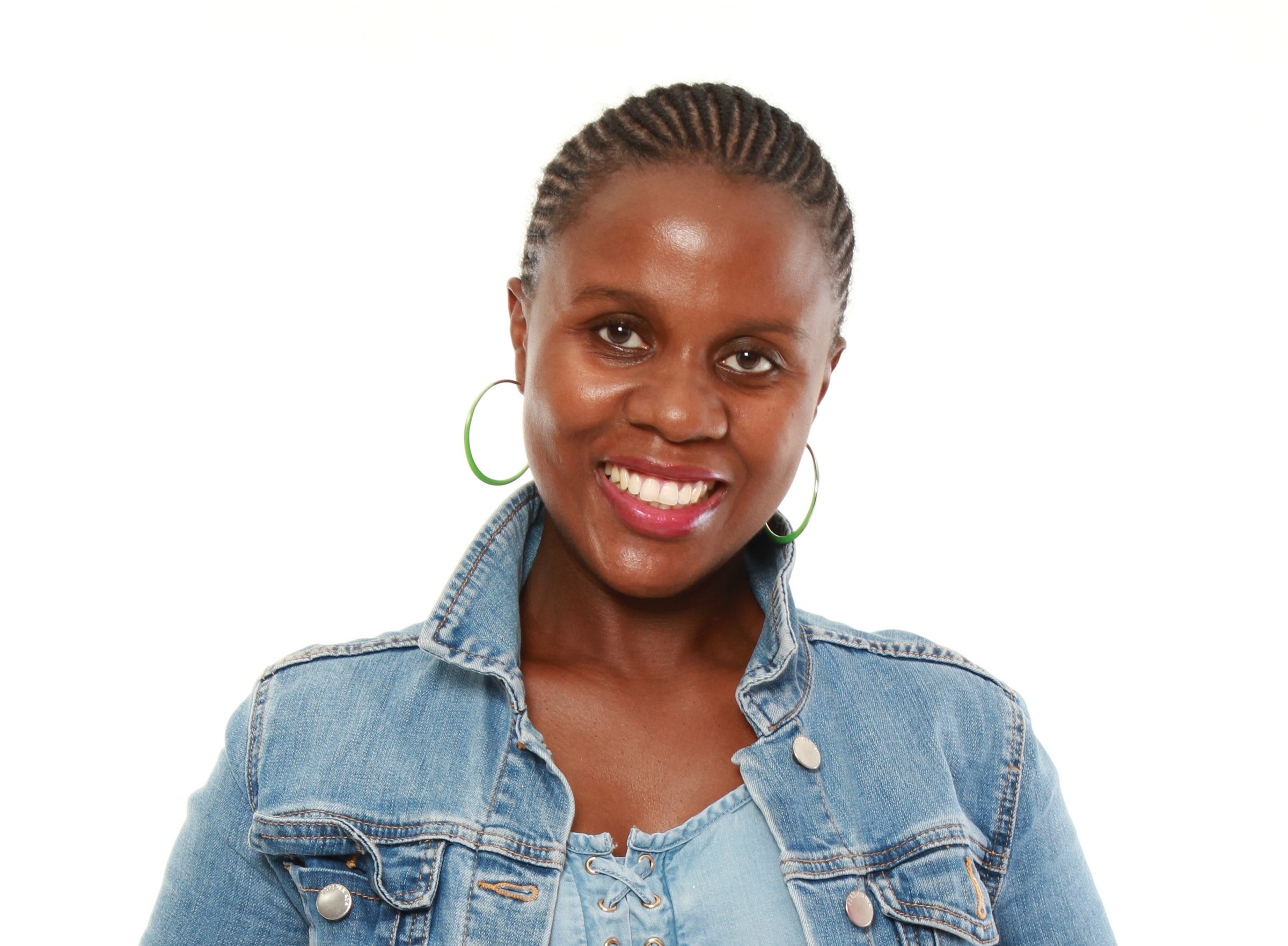 Aneza Penelope Qwabe – Medium