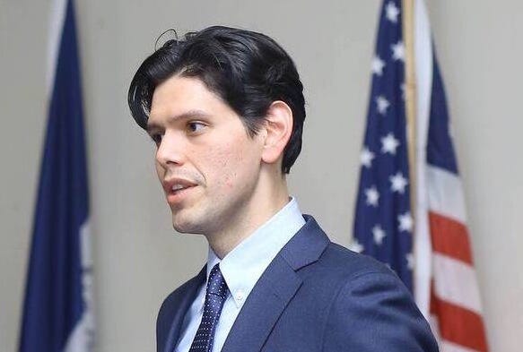 Jorge Luis Paniagua Valle – Medium