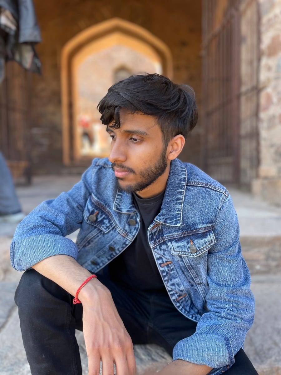 Alok Ankit – Medium