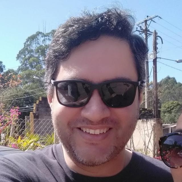 Robson Nascimento – Medium