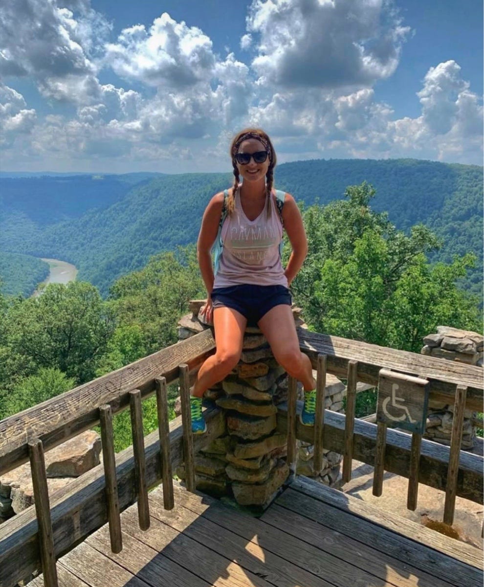 Kelly Dlesk – Medium