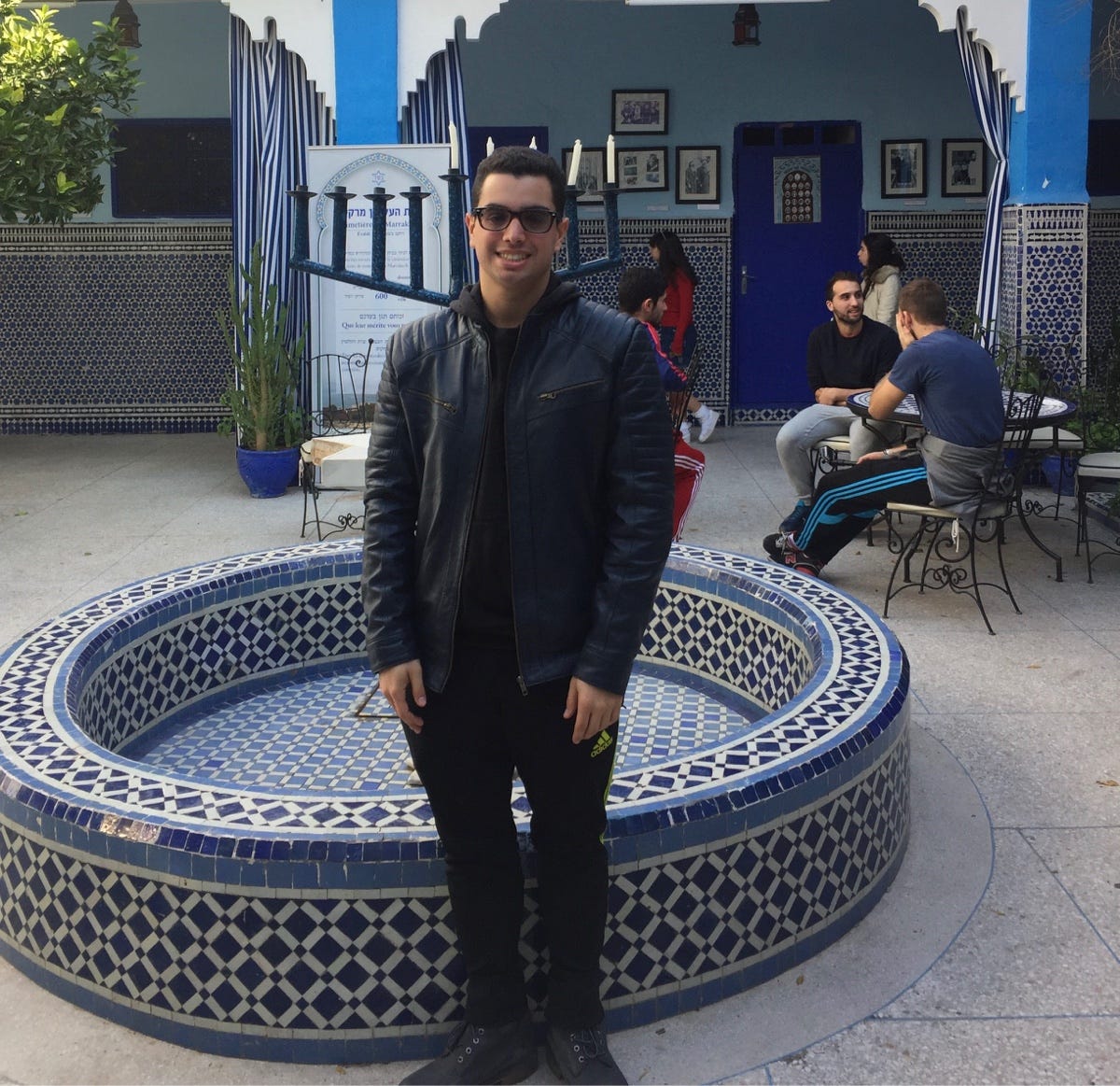 Matthew Kirshenbaum – Medium