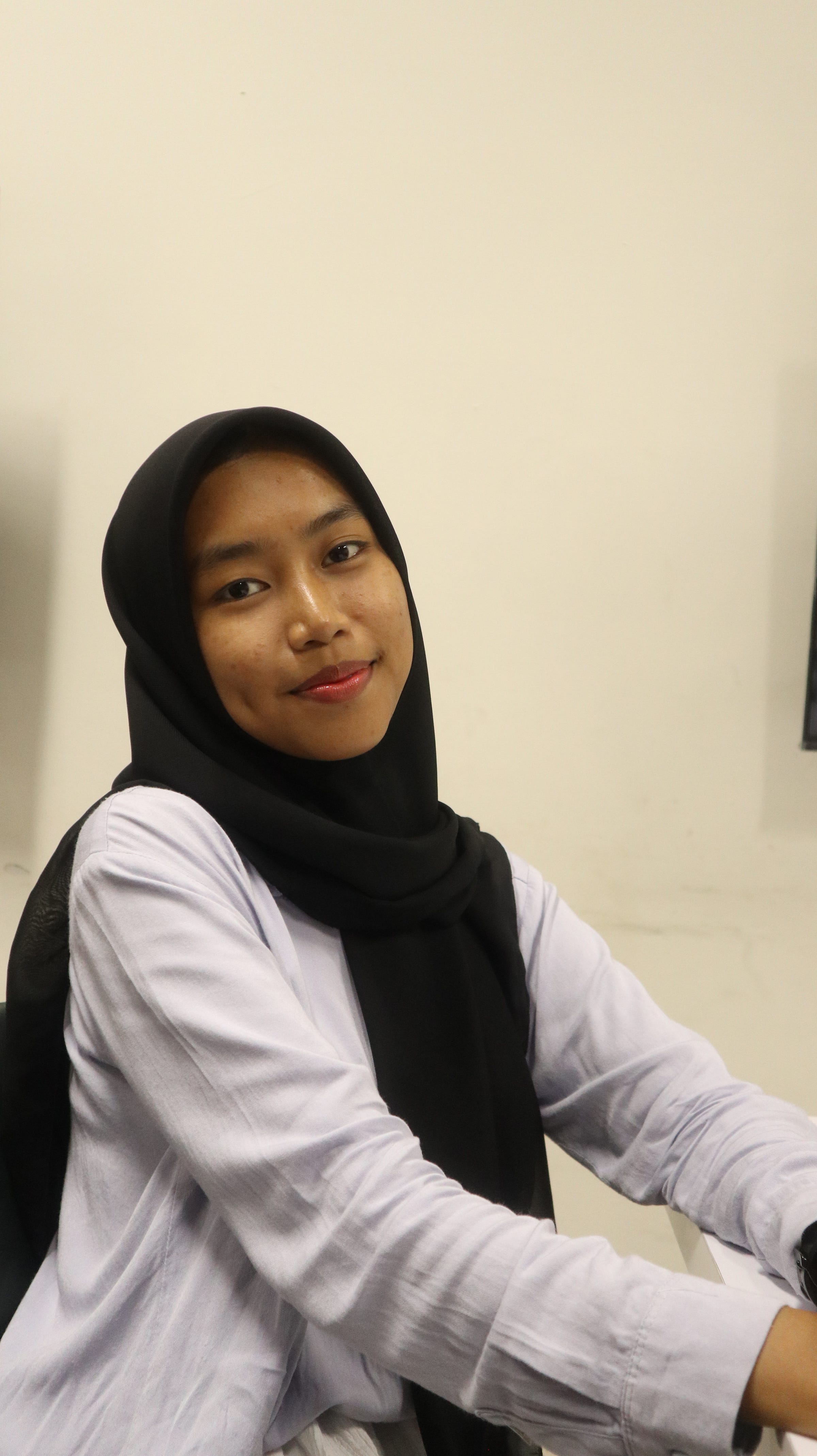 Maura Najwa – Medium
