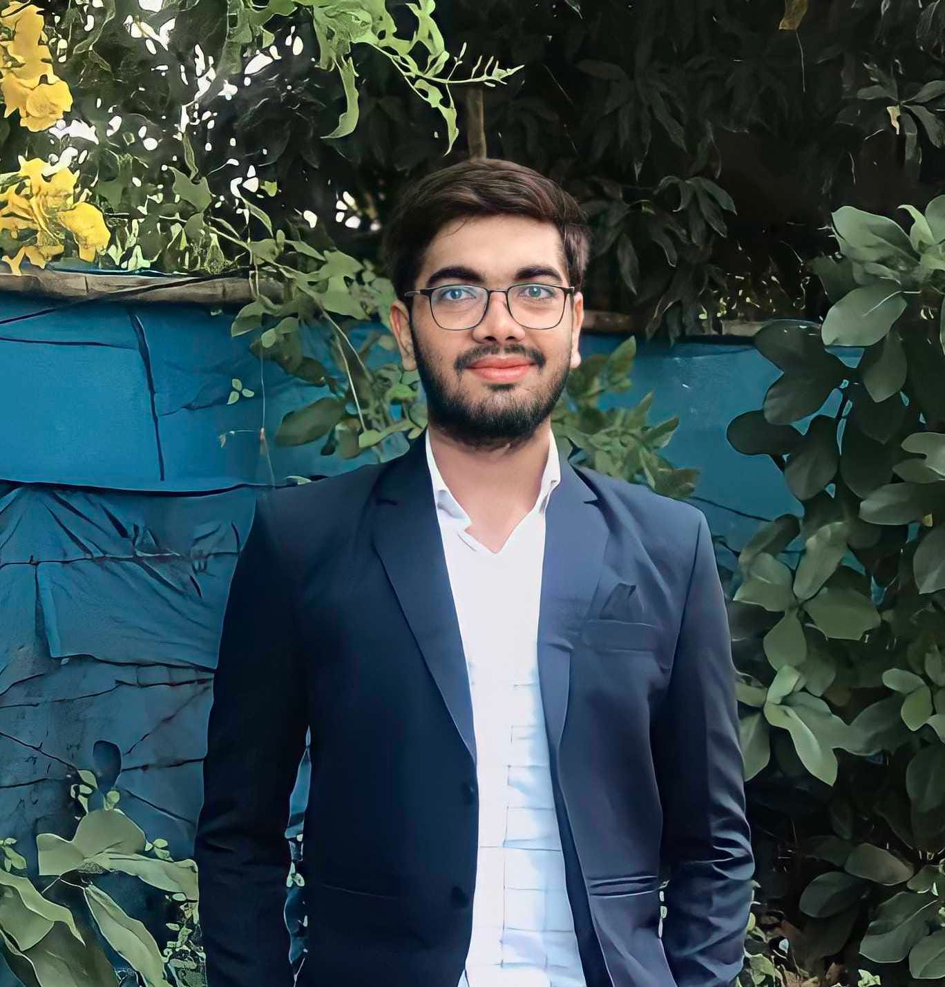 Kevin Devani – Medium