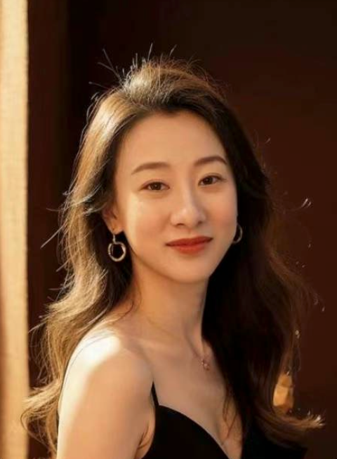 Amber Zhang – Medium