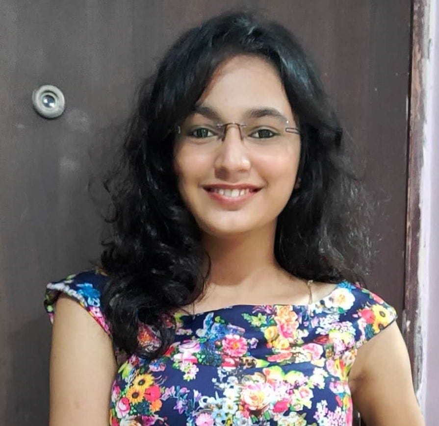 Aayushi Ratanghayra – Medium