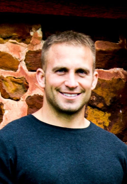Dr. Steve Czys – Medium