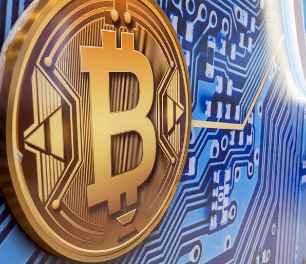 Crypto Advisor – Medium