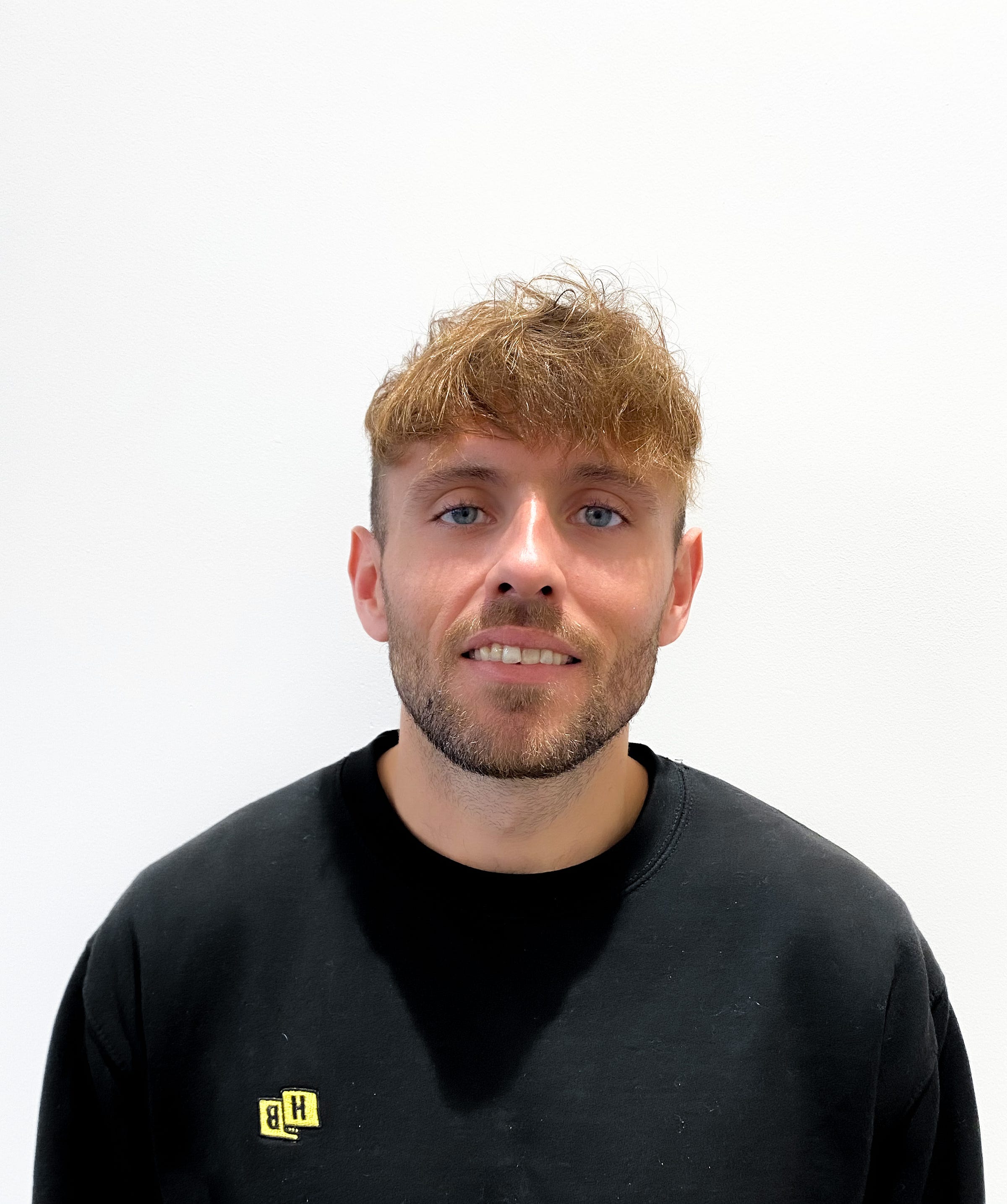 Jack Humphries – Medium