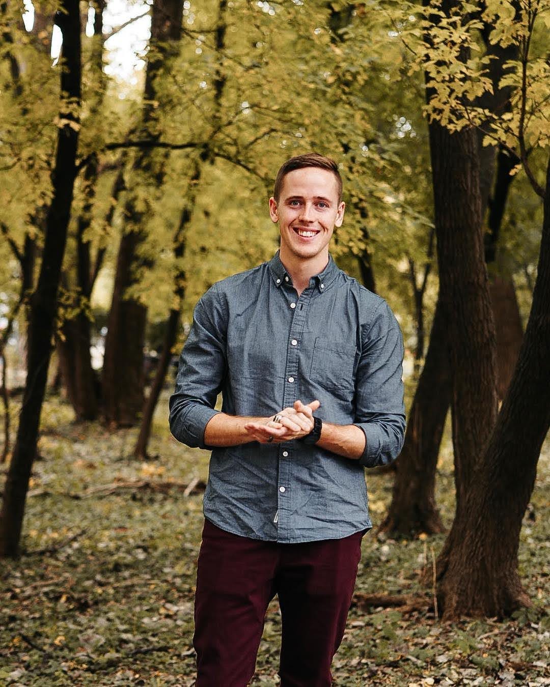 Calvin Cassel – Medium
