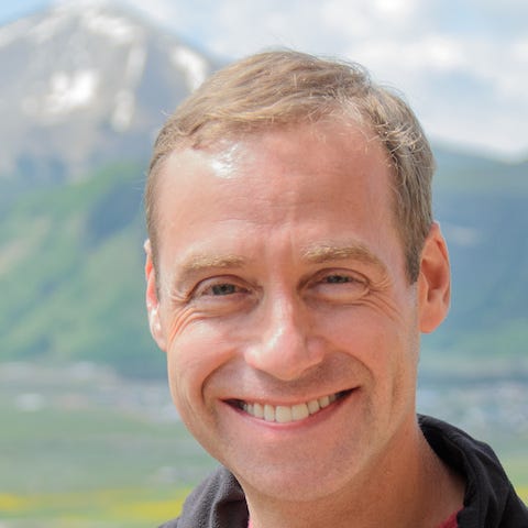 Adam Ruben – Medium