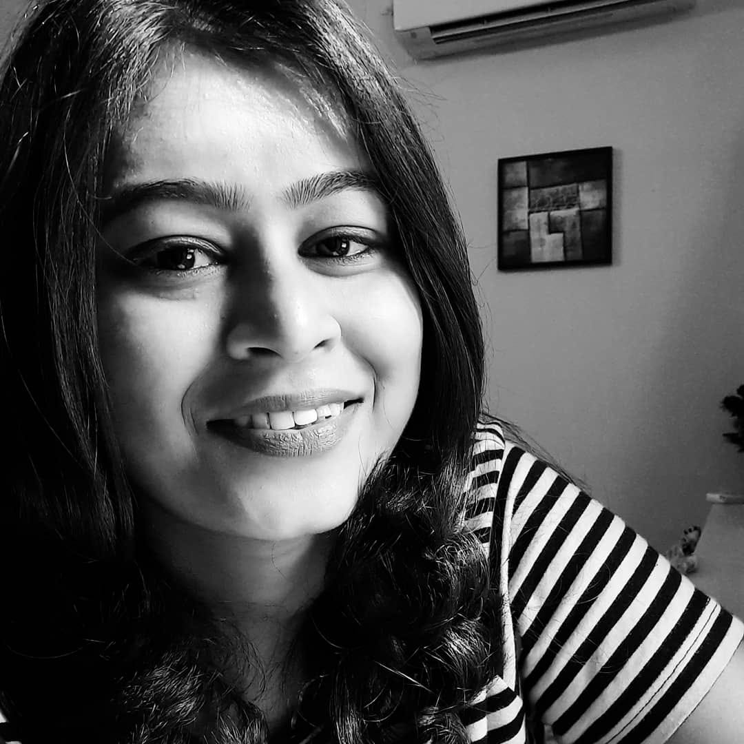 Pratibha Pansari – Medium