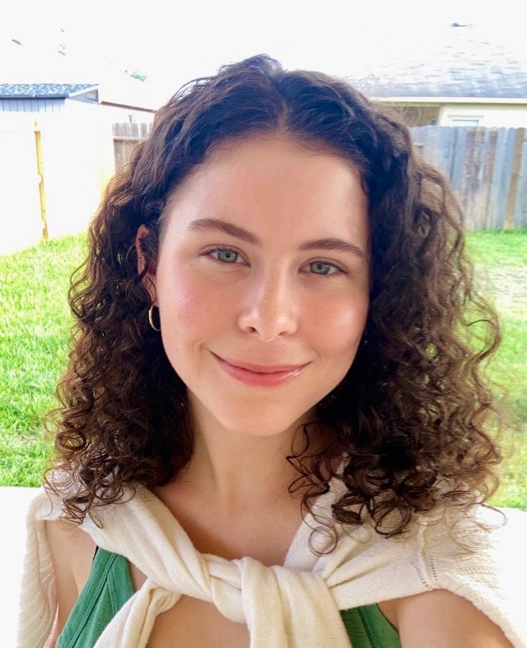 Kayla Daigle – Medium