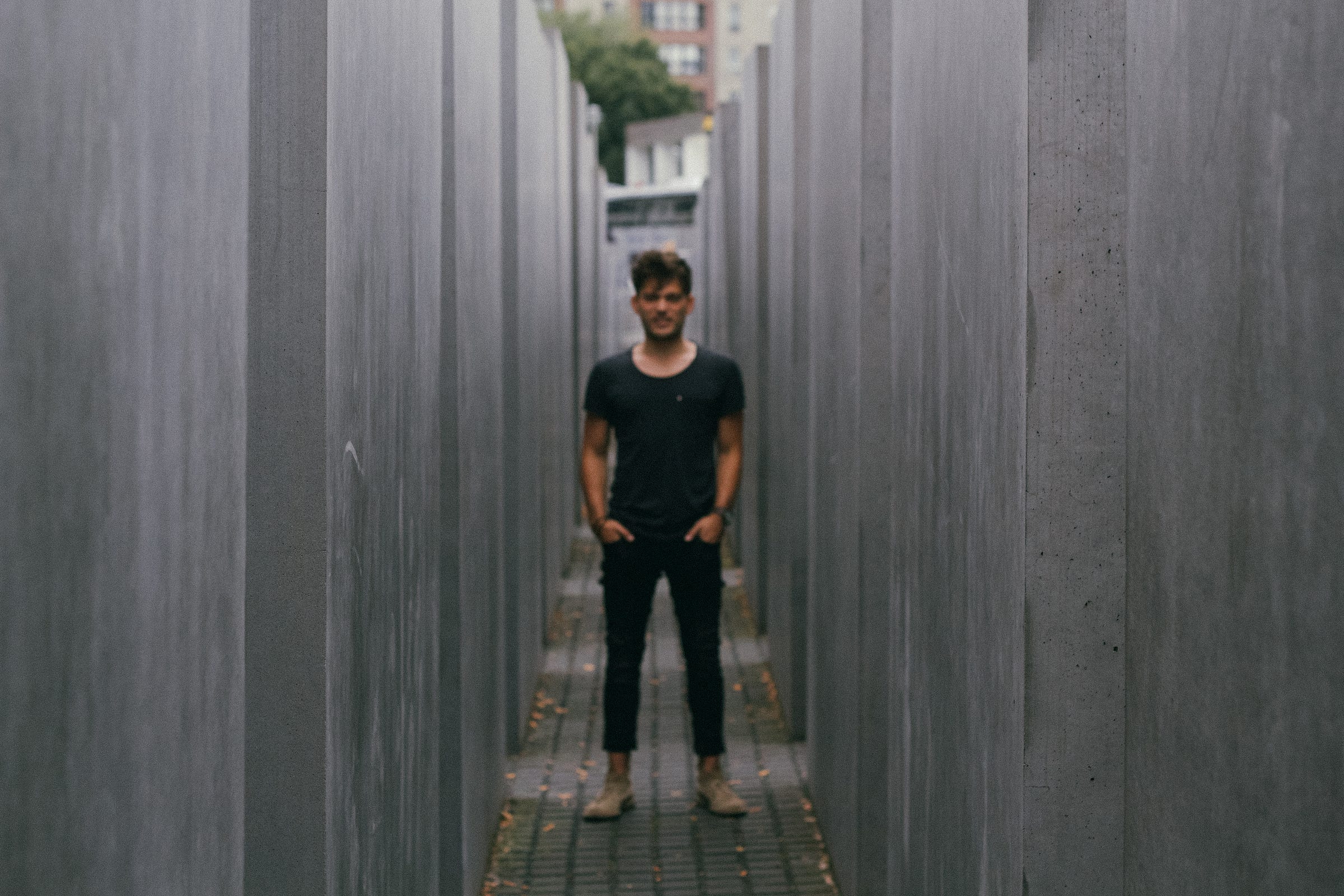 Jonathan de Roos – Medium
