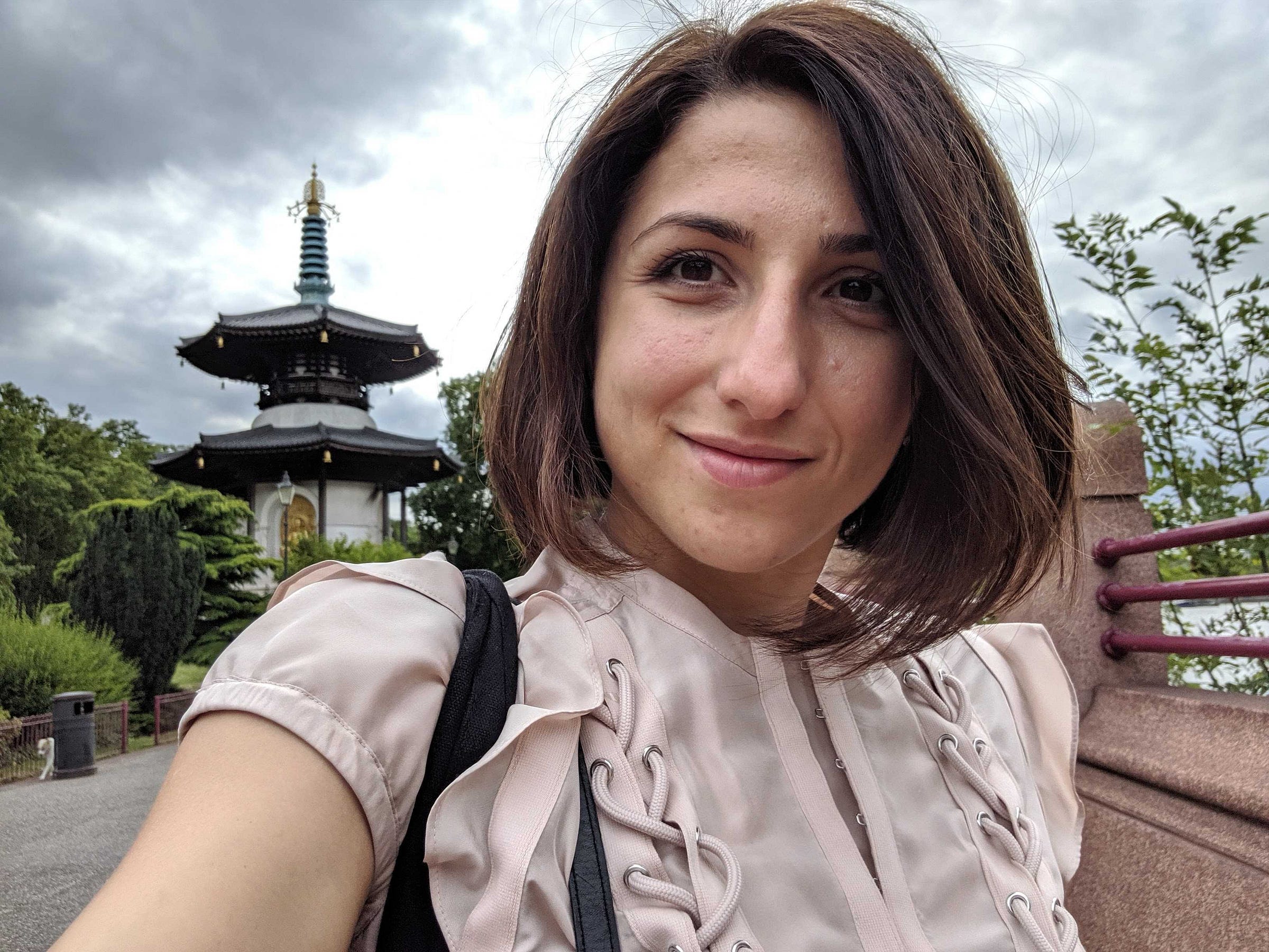 Aina Demirova – Medium