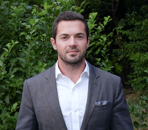Aaron McGarry – Medium