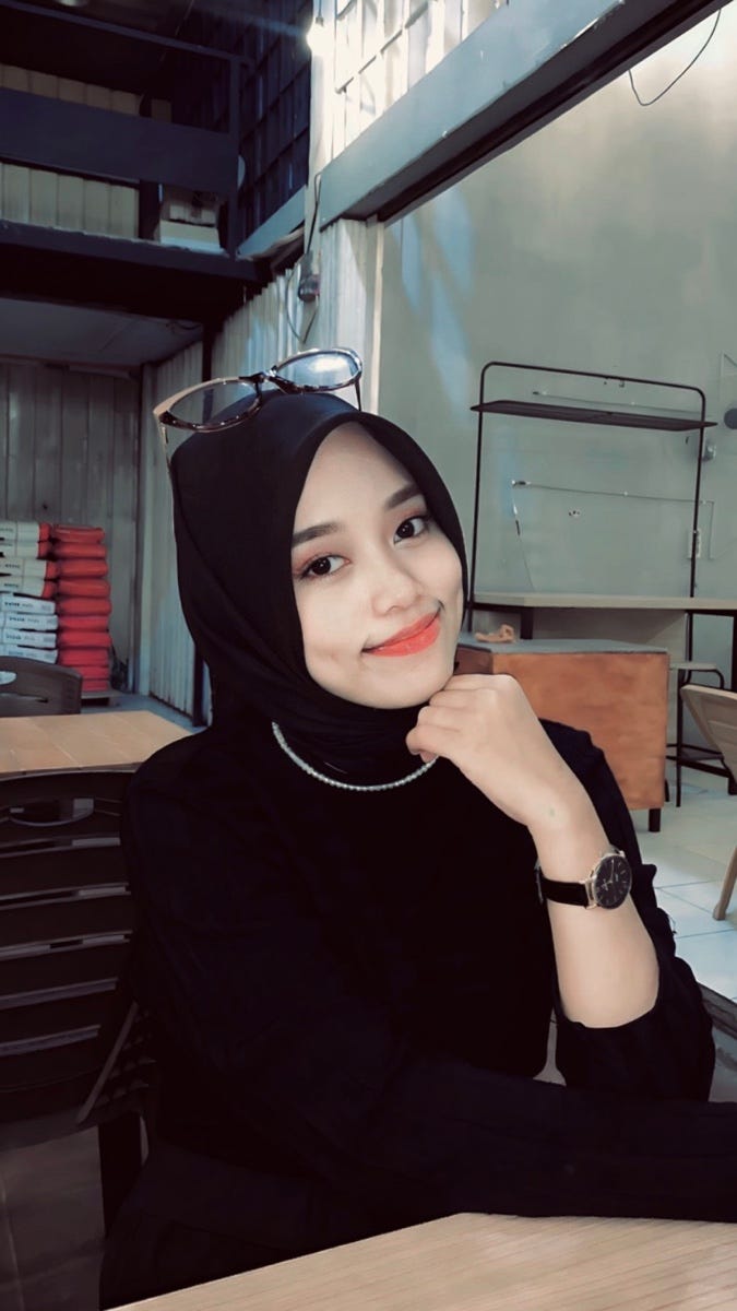 Junia Rahmah – Medium