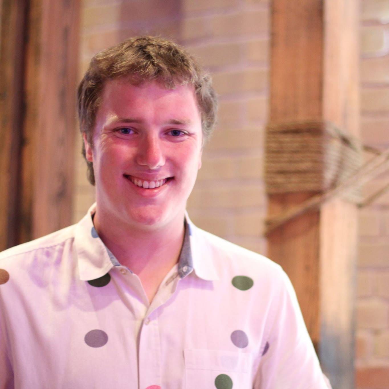 Andrew Watts – Medium