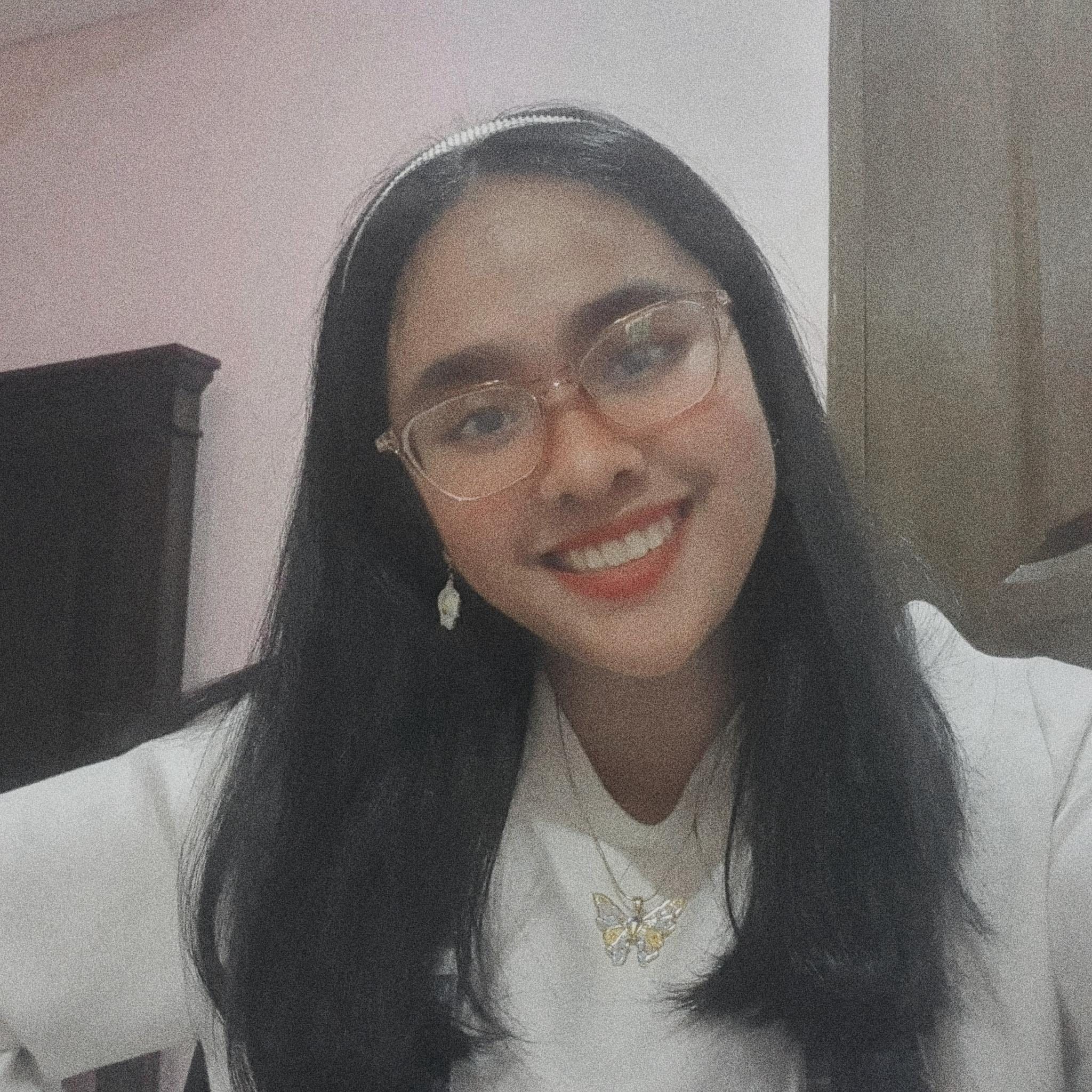 Kim Dorado – Medium