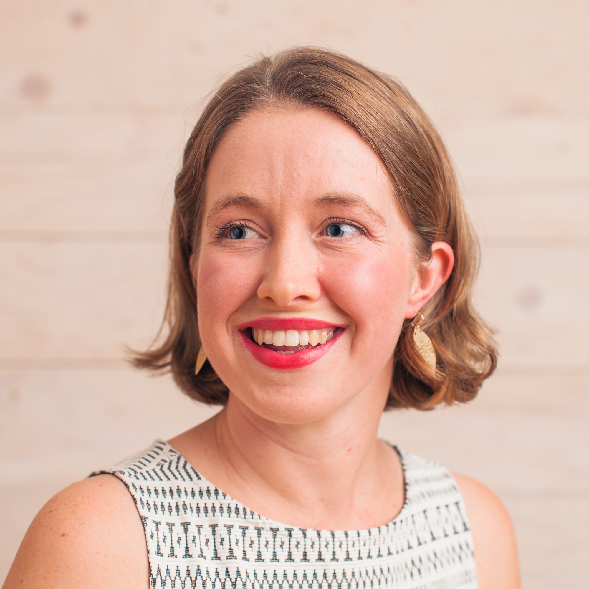 Georgina Miller – Medium