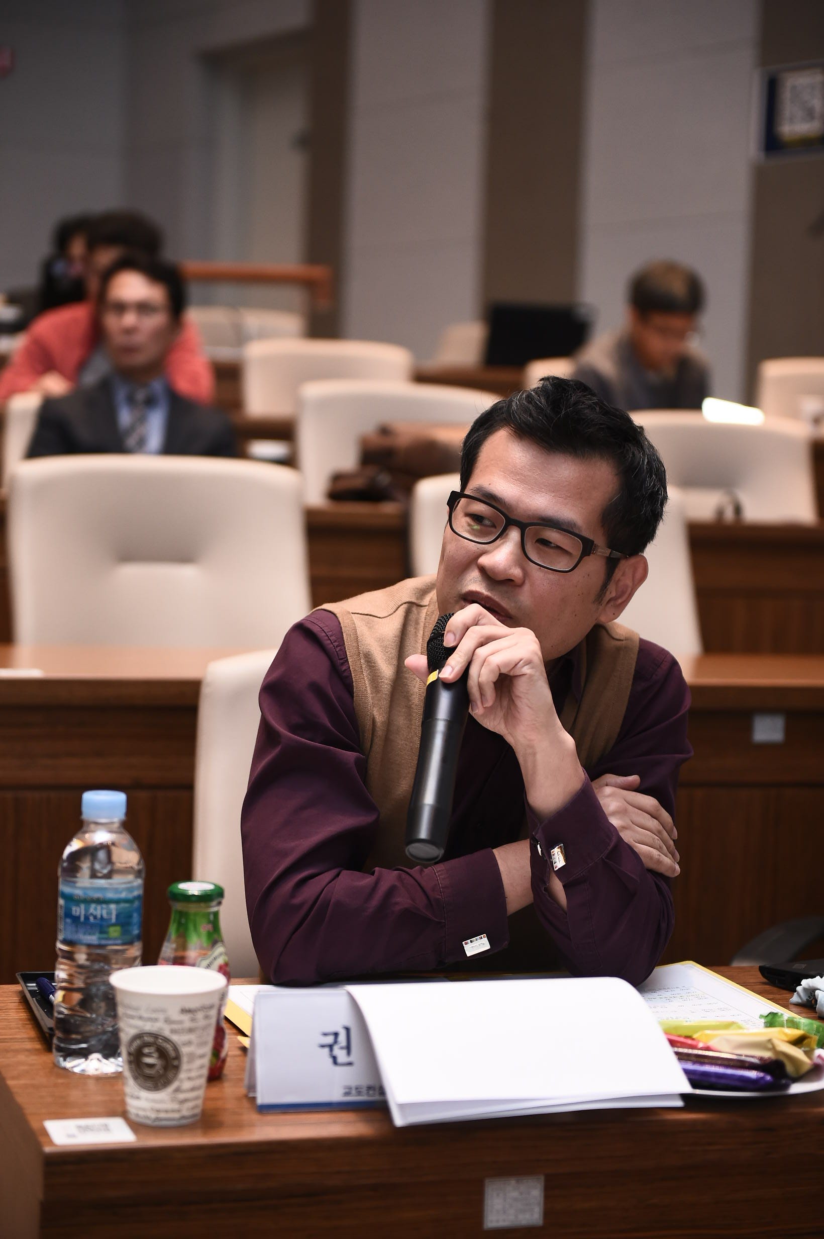 Young Kwon – Medium