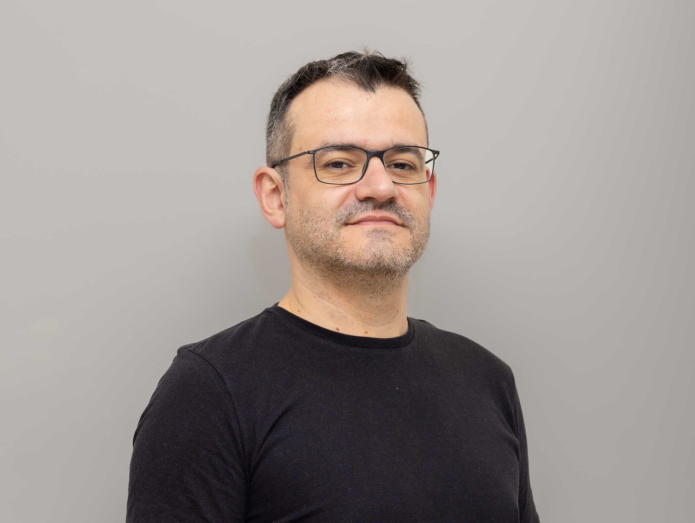 Rodrigo Ladeira – Medium