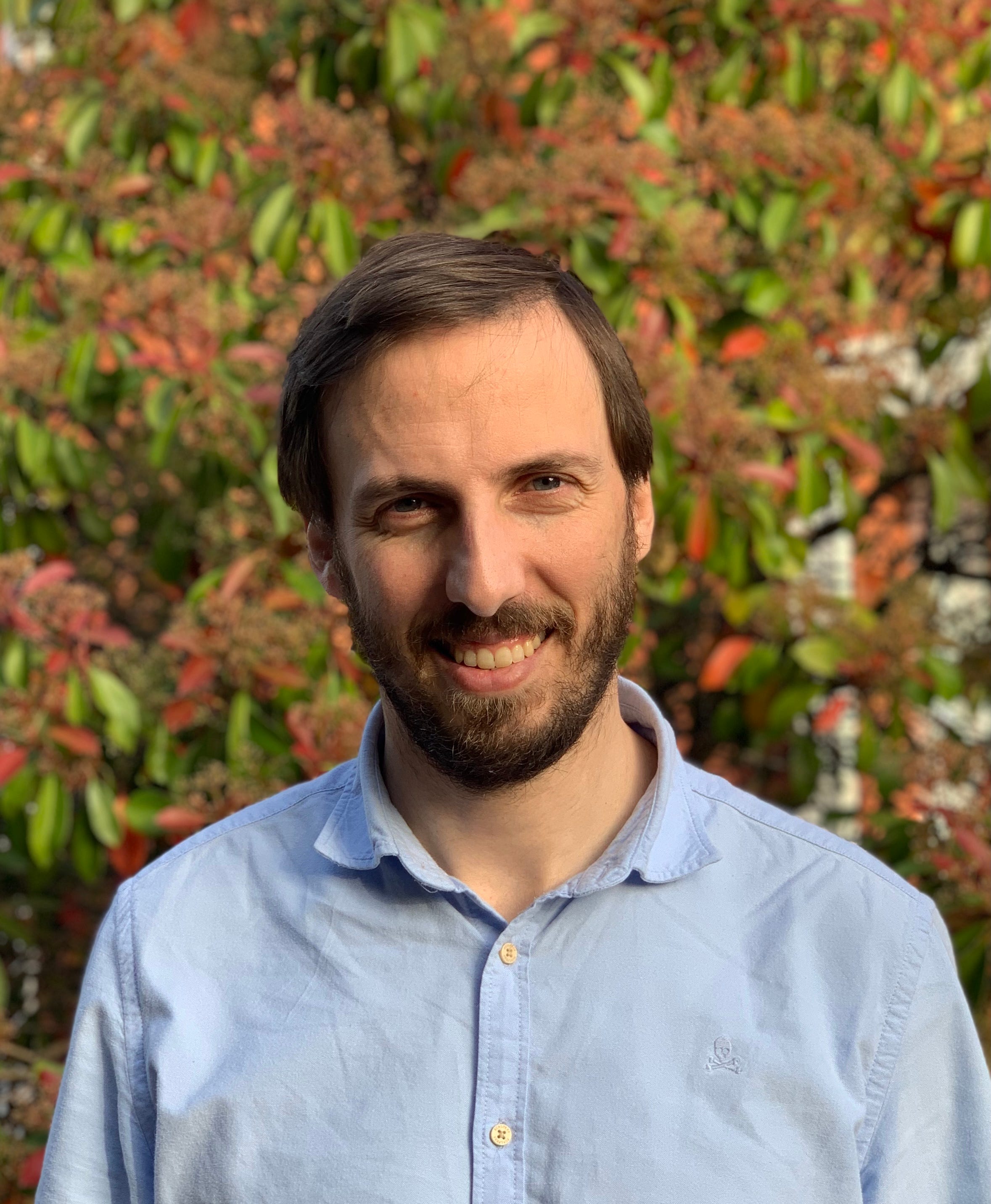 Juan Navas – Medium