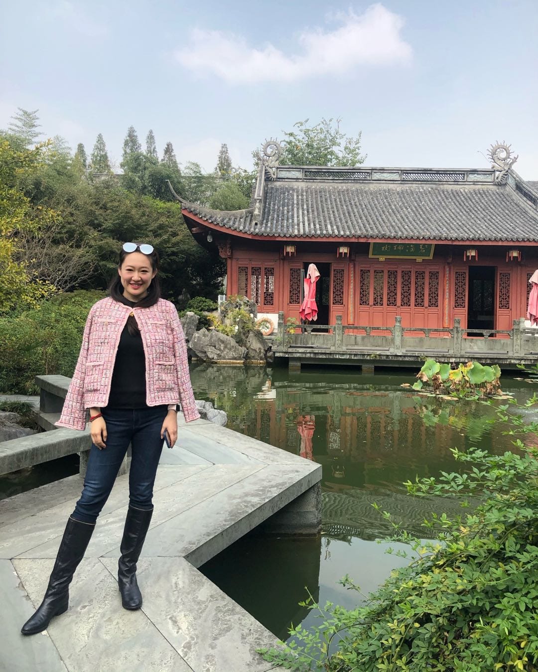 Lei Qi – Medium