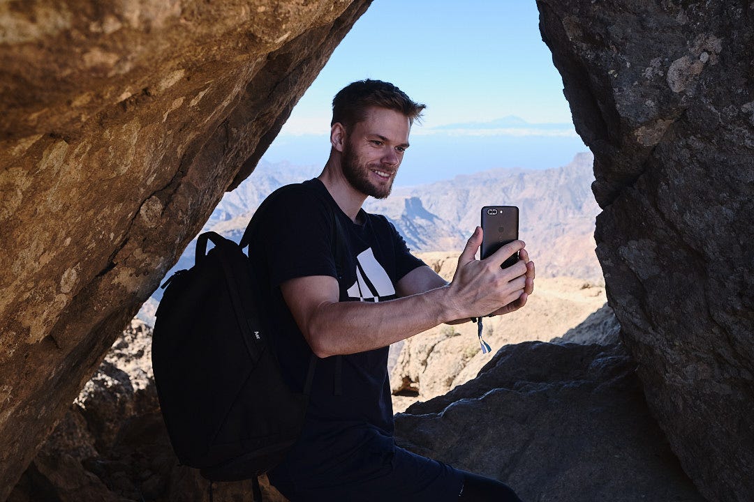 Roman Lehner – Medium