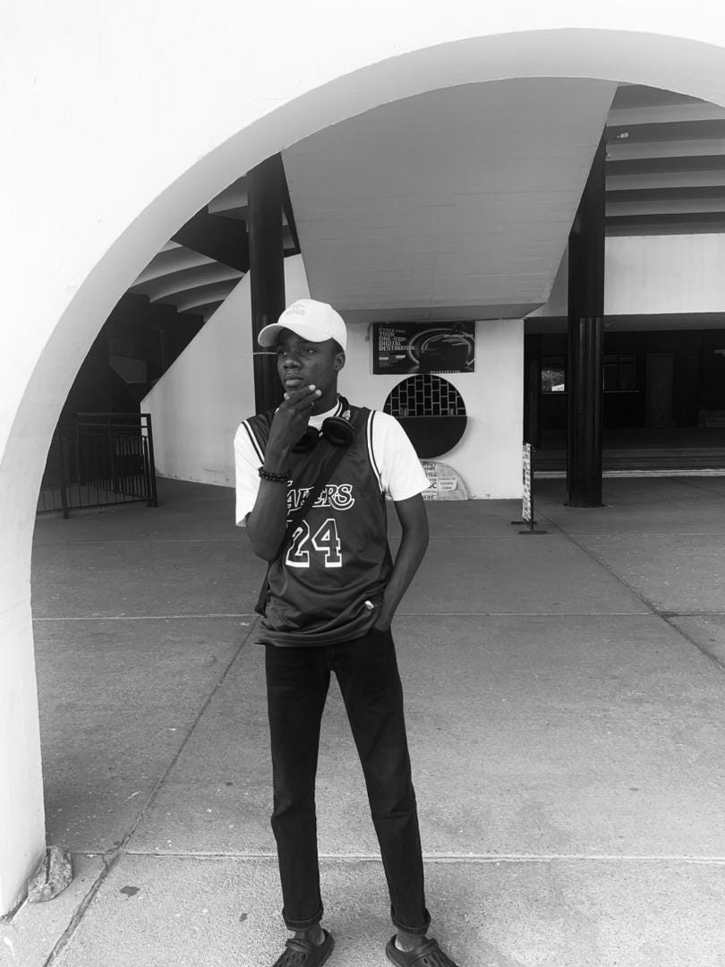 Peculiar Oyelakin – Medium