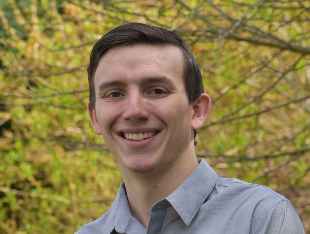 Nicholas McEntyre – Medium