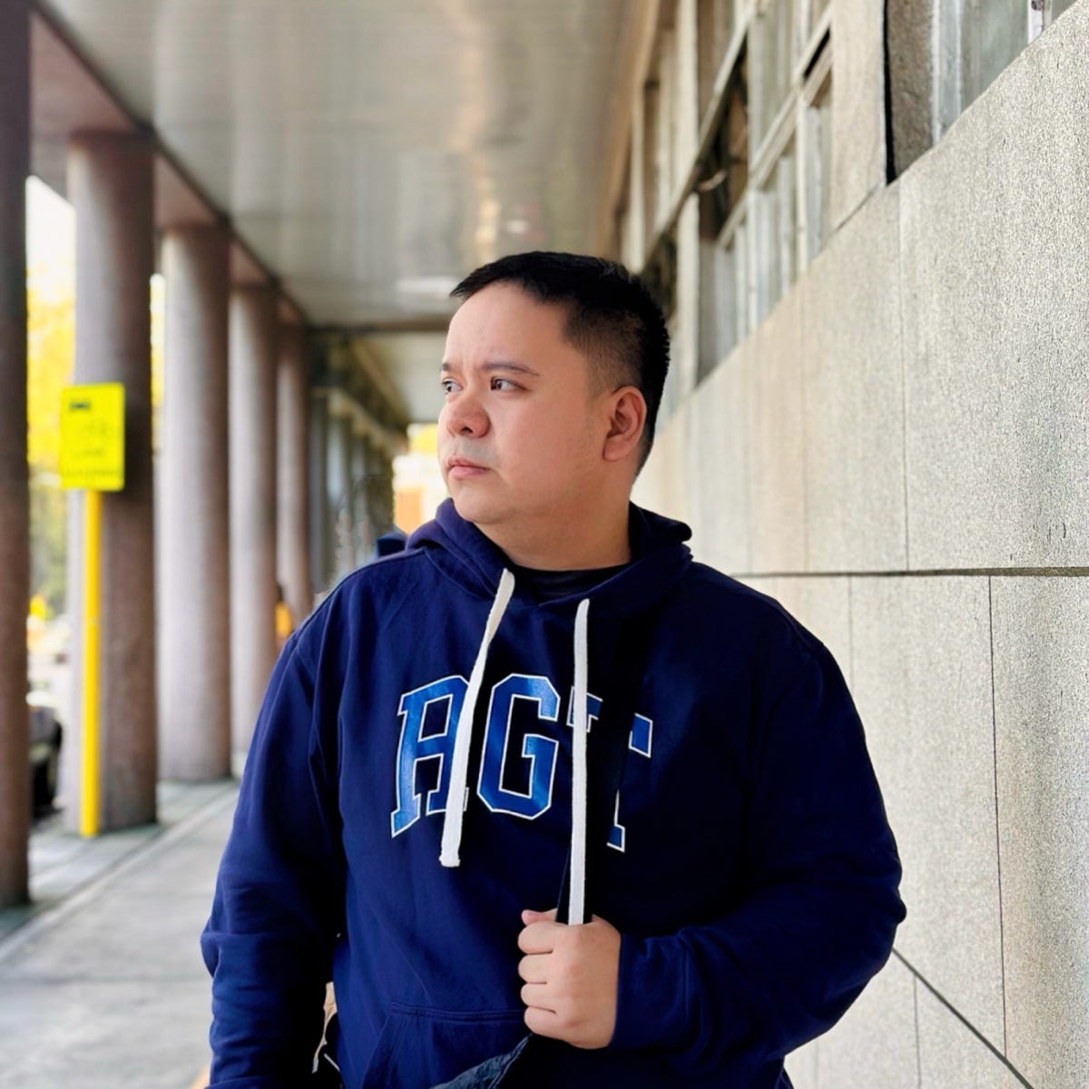 Mark Tarre – Medium