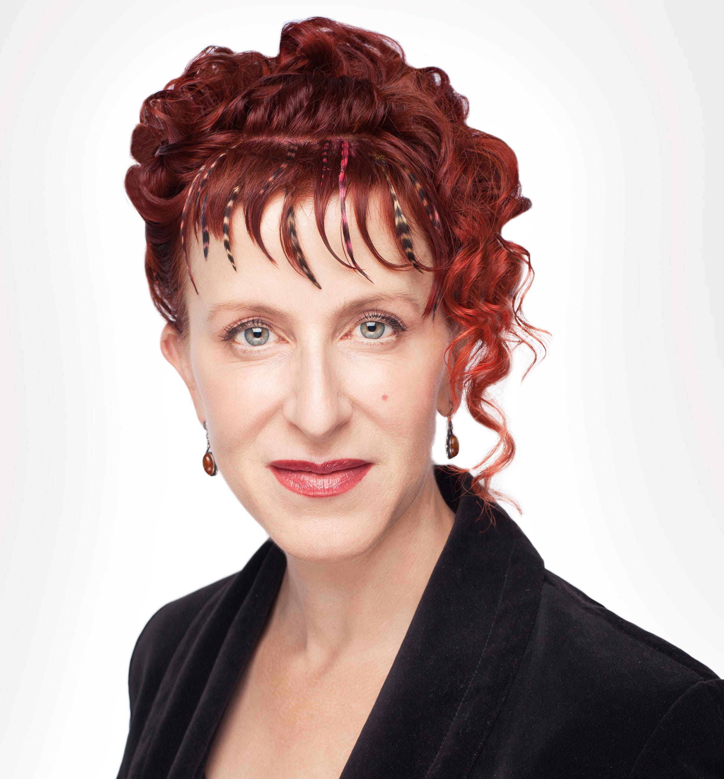 Kimberly Cross – Medium