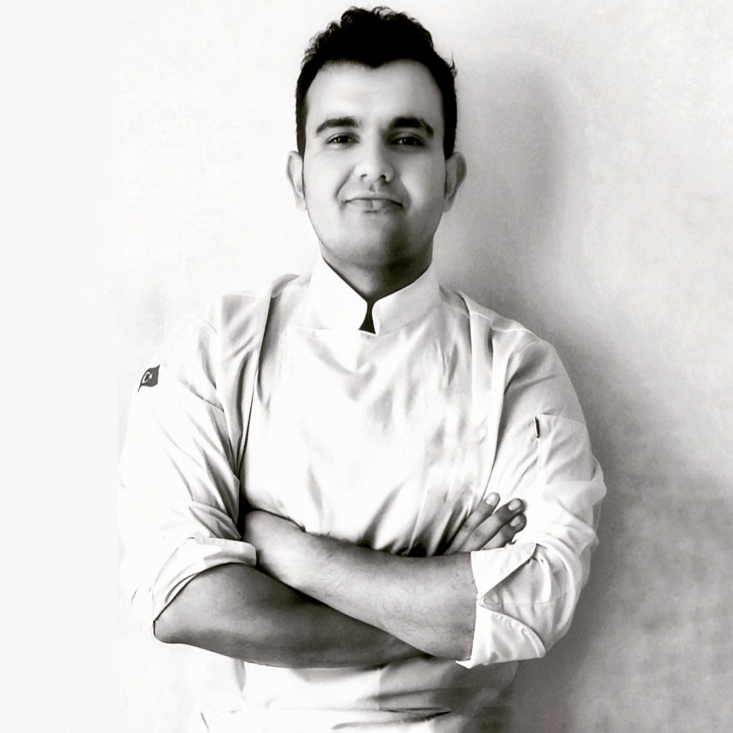 Umut Ulaş – Medium