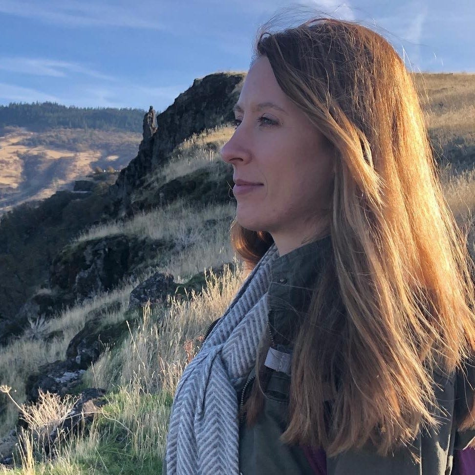 Angie Gray – Medium
