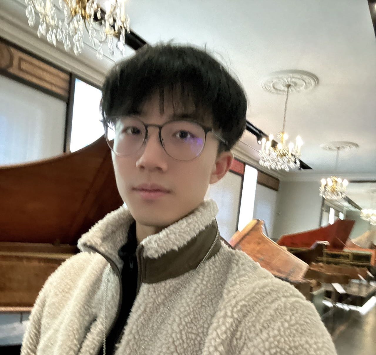 Yihang – Medium