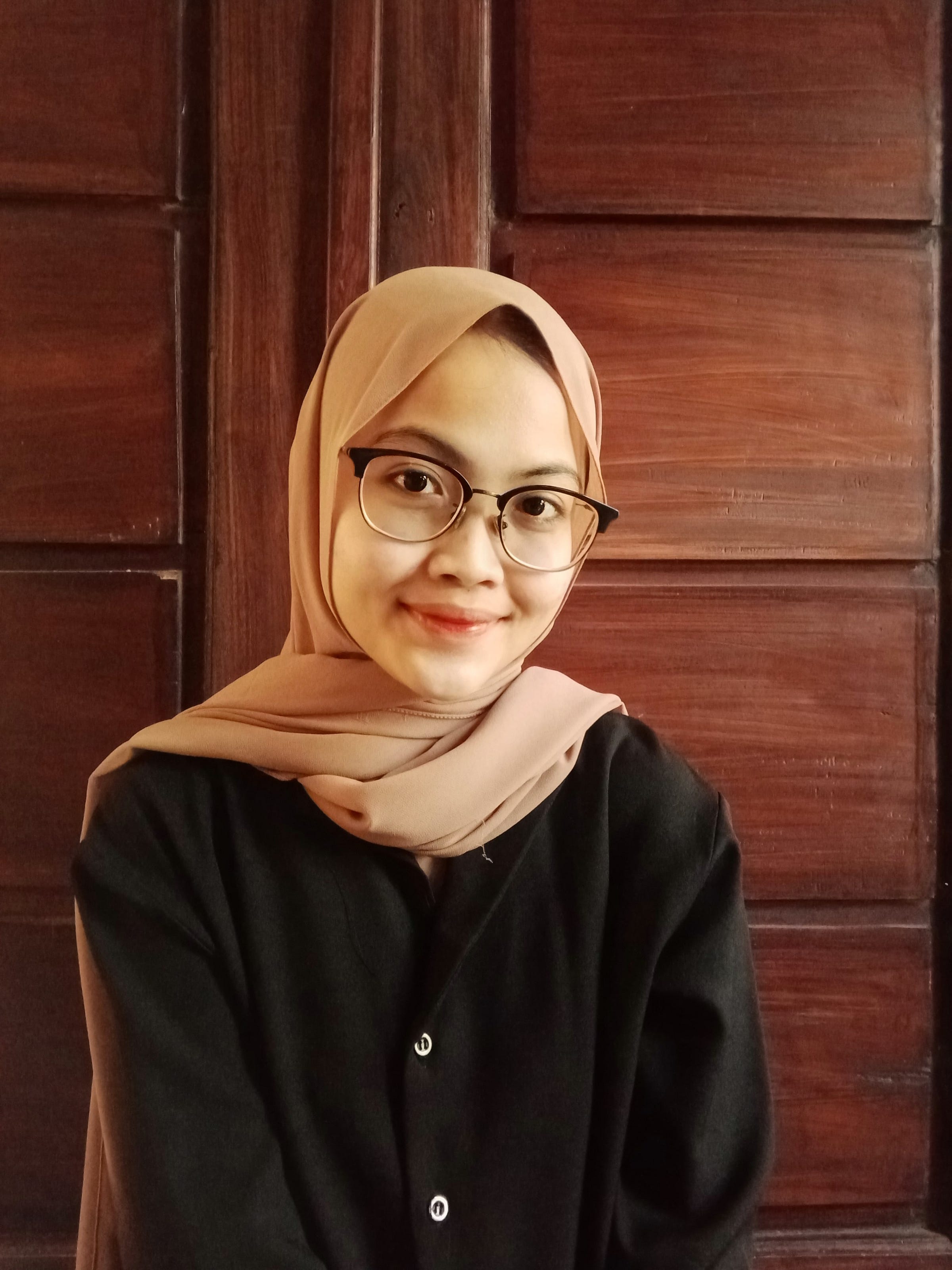 Irna Rahmawati – Medium